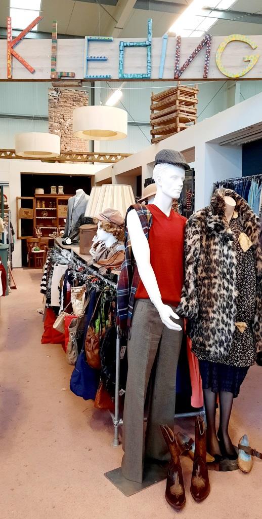 Second-Hand-Shopping auf niederländisch: meine liebsten Kringloops in ...